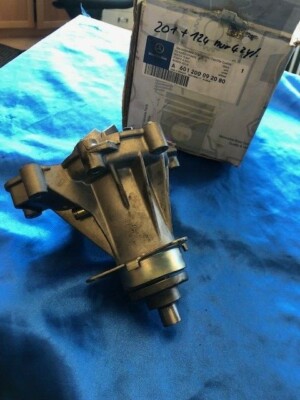 Mercedes Original Wasserpumpe 6012000920 W201 W124 124 201 6012010110 ...