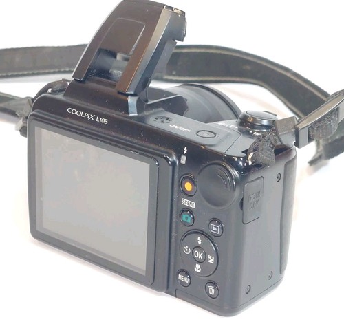 Nikon Coolpix L105 Black 12.1MP Bridge Digital Camera. Scratches ...