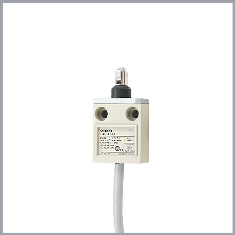 Brand new D4C-4232 D4C-4233 D4C-4332 3M In Box plc unit OMRON Travel ...