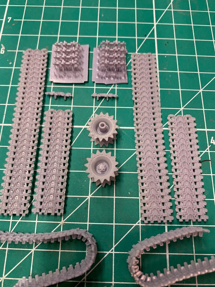Wide Tracks for Trumpeter 1/35 MT-LB or 2S1 - Quick Fix | eBay