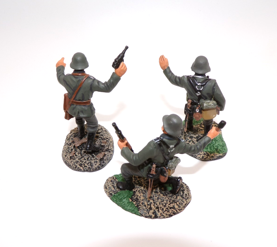 Britains Toy Soldiers WWII #17144 German Wehrmacht - Assault Set 2000 ...