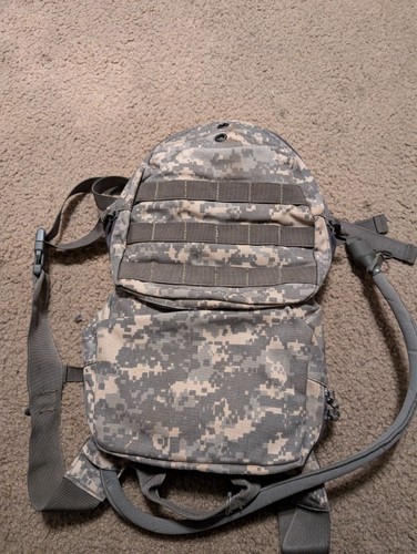 Camelbak Maximum Gear HAWG Camo Hydration Backpack With Reservoir | eBay