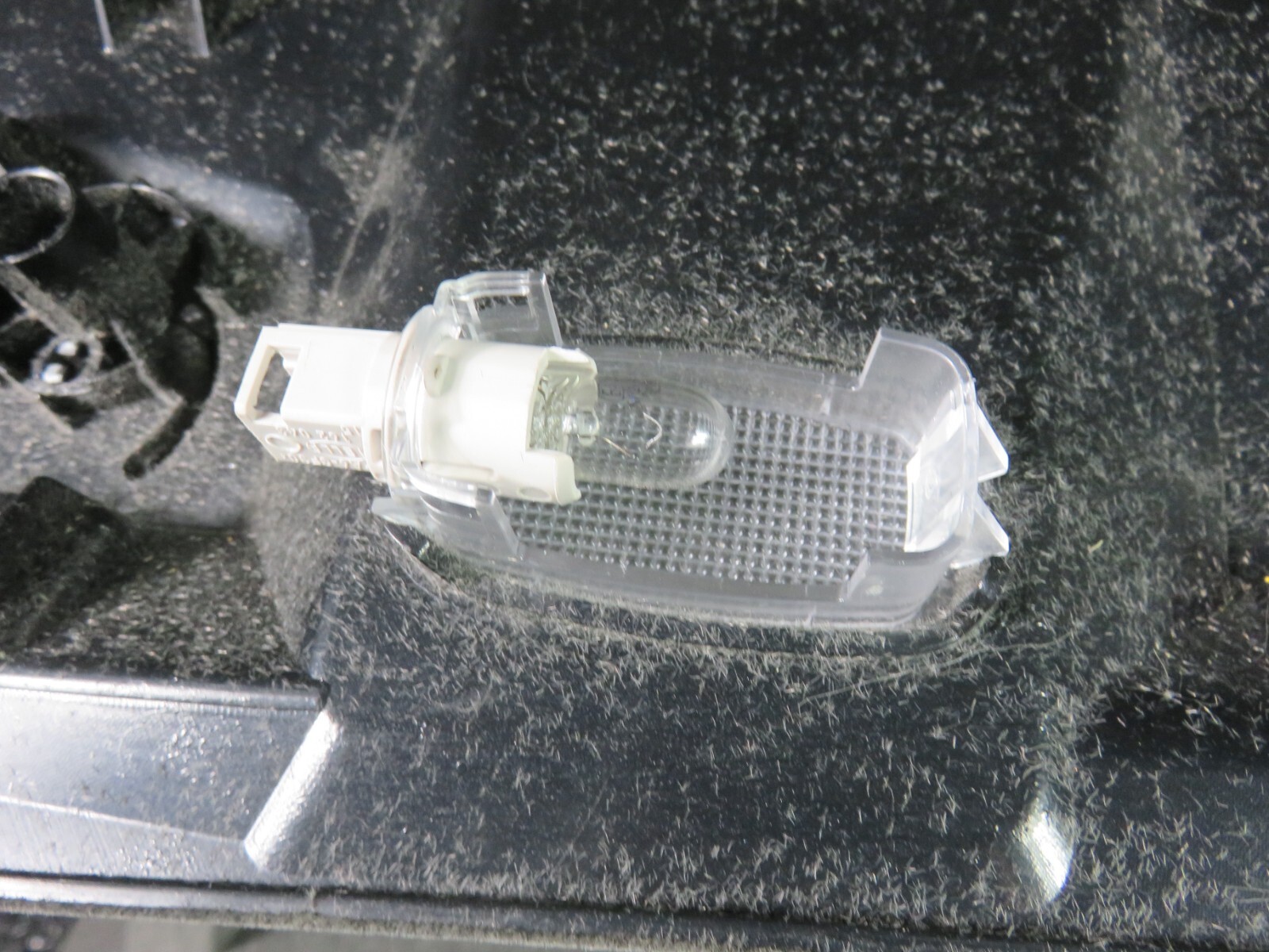 Mercedes GLE350 GL Class Glove Box Dash Black 2012 2019 A1666800091 ...