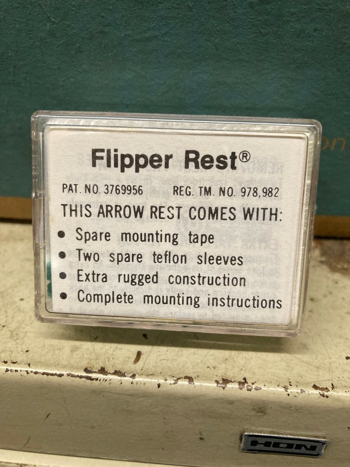 Slightly Used... Original Package...Flipper Rest Folding Arrow Rest | eBay