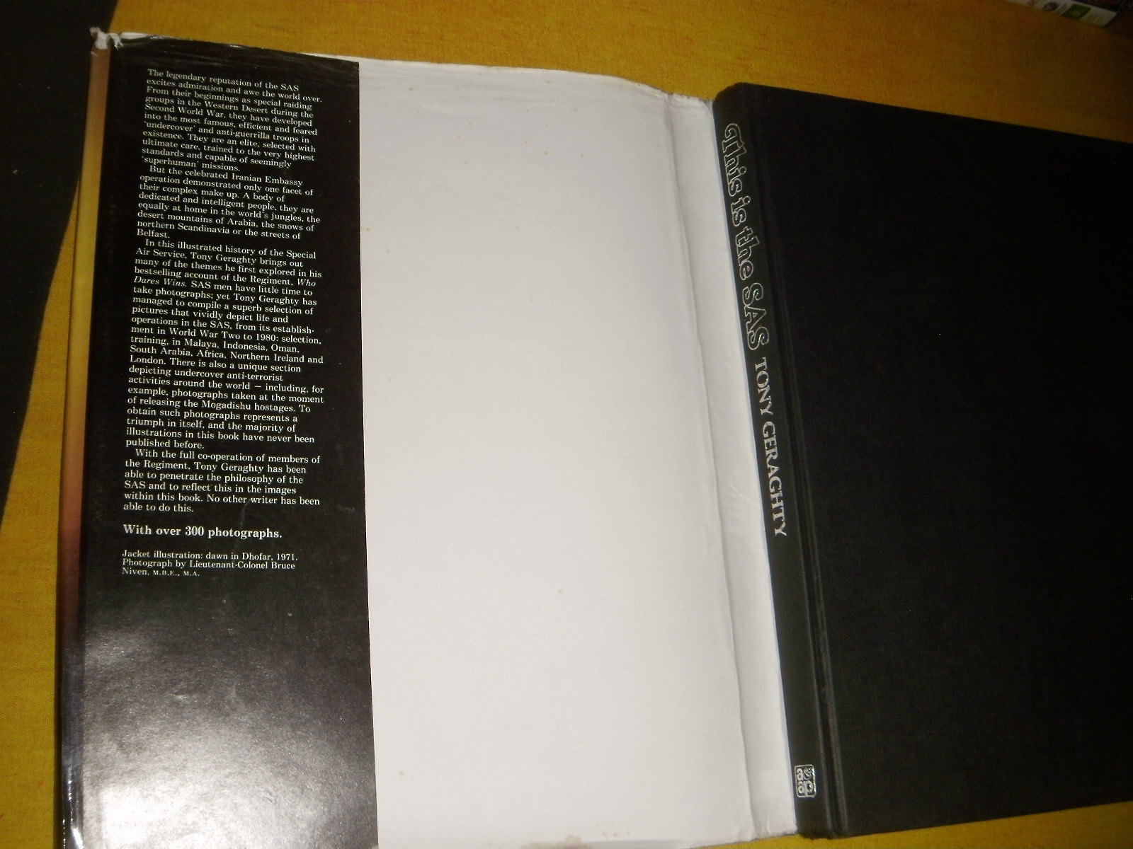 This Is The SAS 1982 HARDCOVER Book Special Air Service Regiment Tony ...