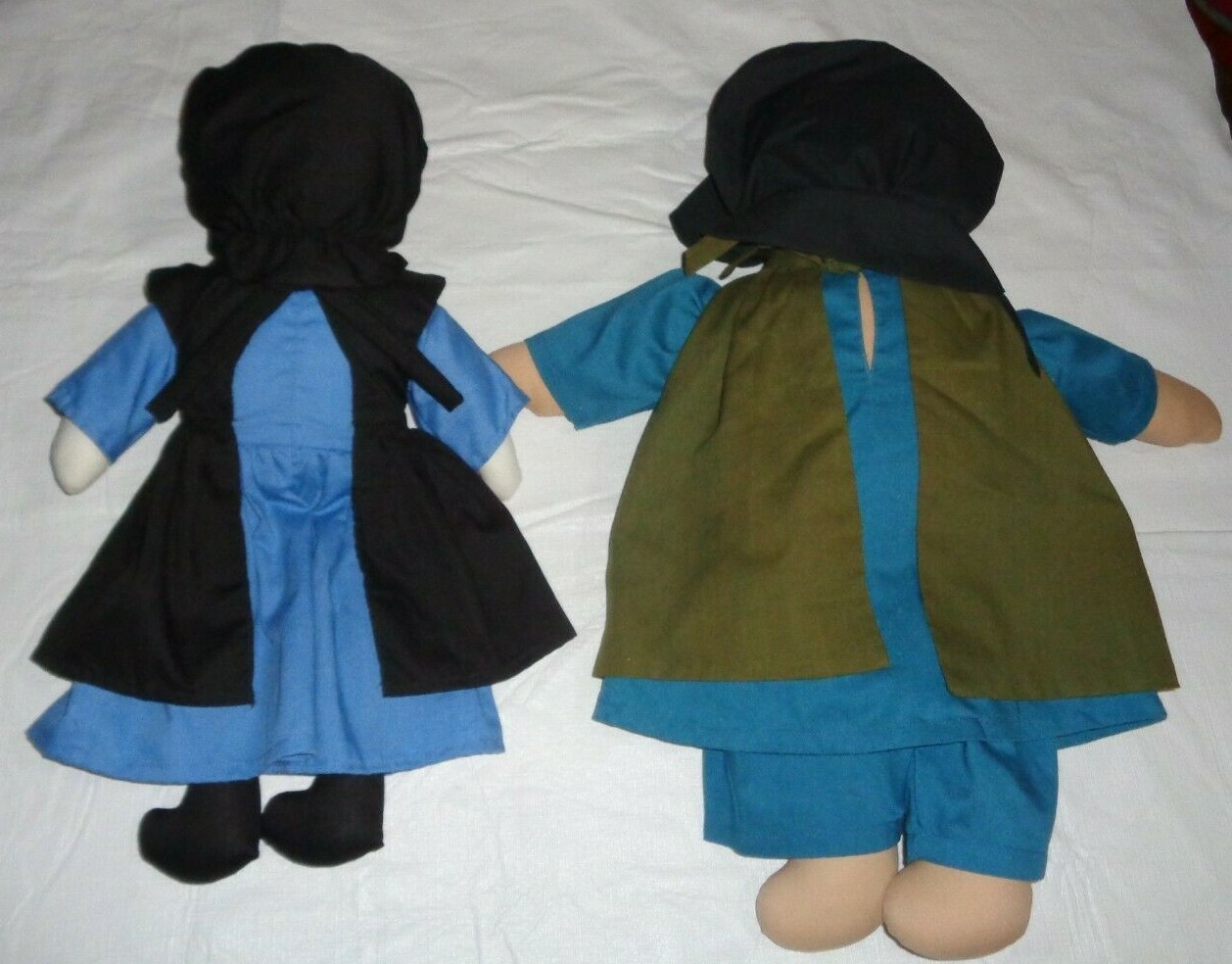 Set Of 2 Amish Dolls No Faces Traditional Amish Clothes Soft Bodies 18/ ...