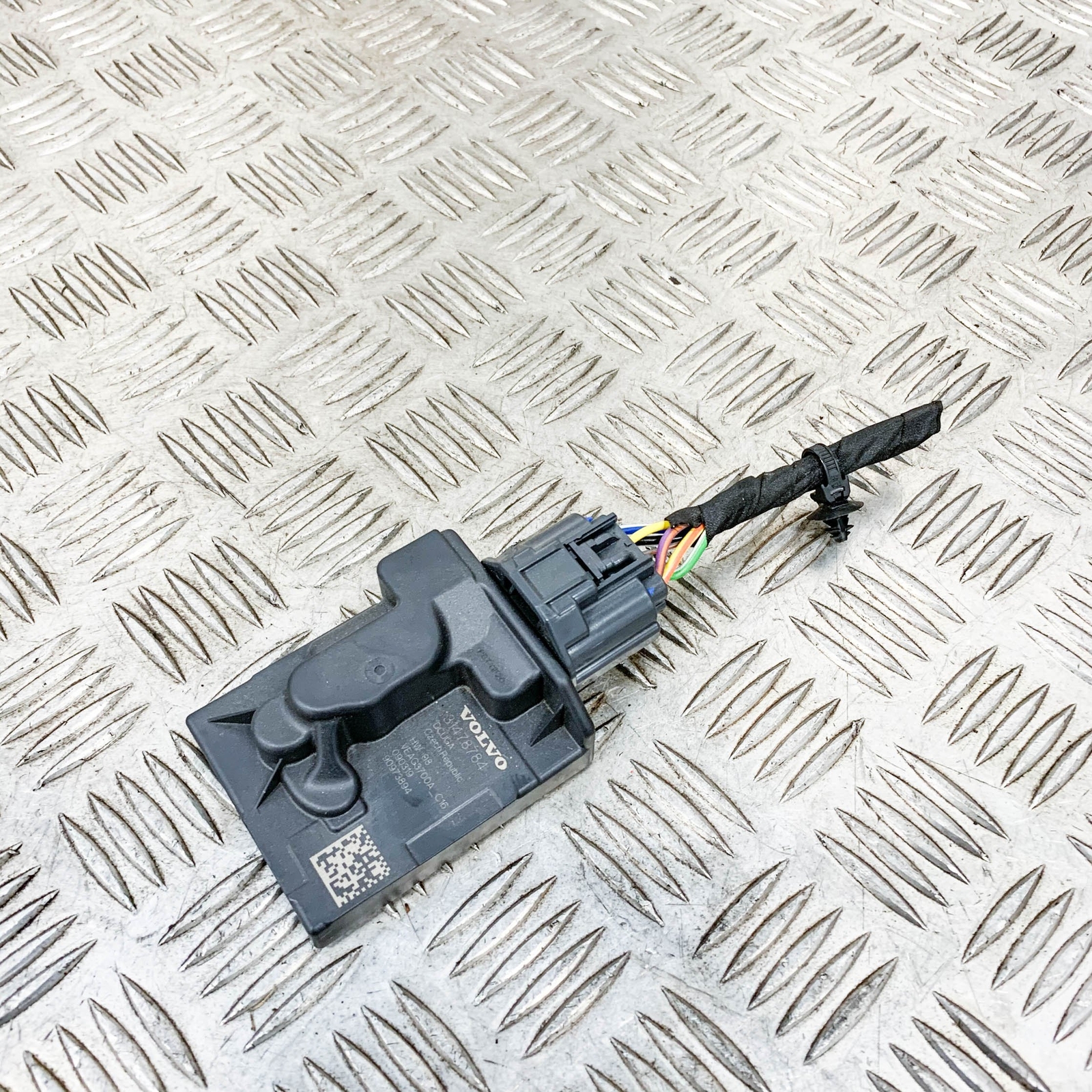 Volvo V90 MK2 2.0i 183kW Kraftstoffpumpen-Steuereinheit 31478784 2019 ...