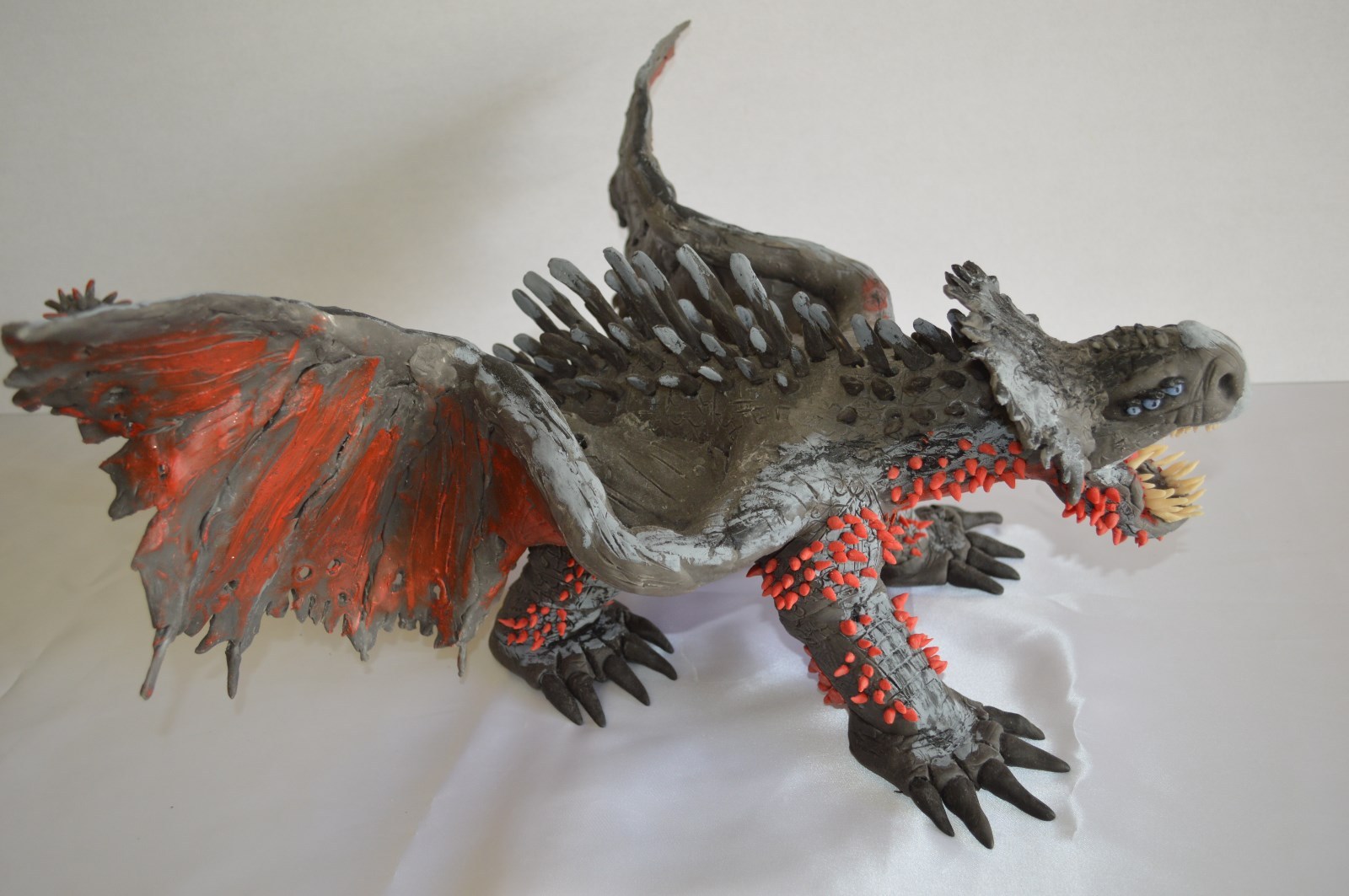 GIANT RED DEATH- How to train your dragon Custom sculpture, plz READ ...