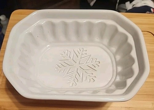 CRATE & BARREL Snowflake Design MOLD Jello Bread Cake Bakeware/Dish 9 X ...