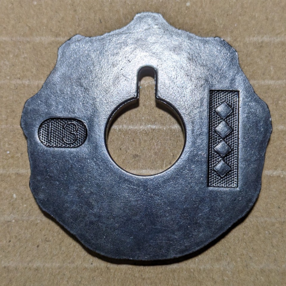 Vintage SINGER Flat Cams, Fashion Decorative Discs, Zig-Zag for Several ...
