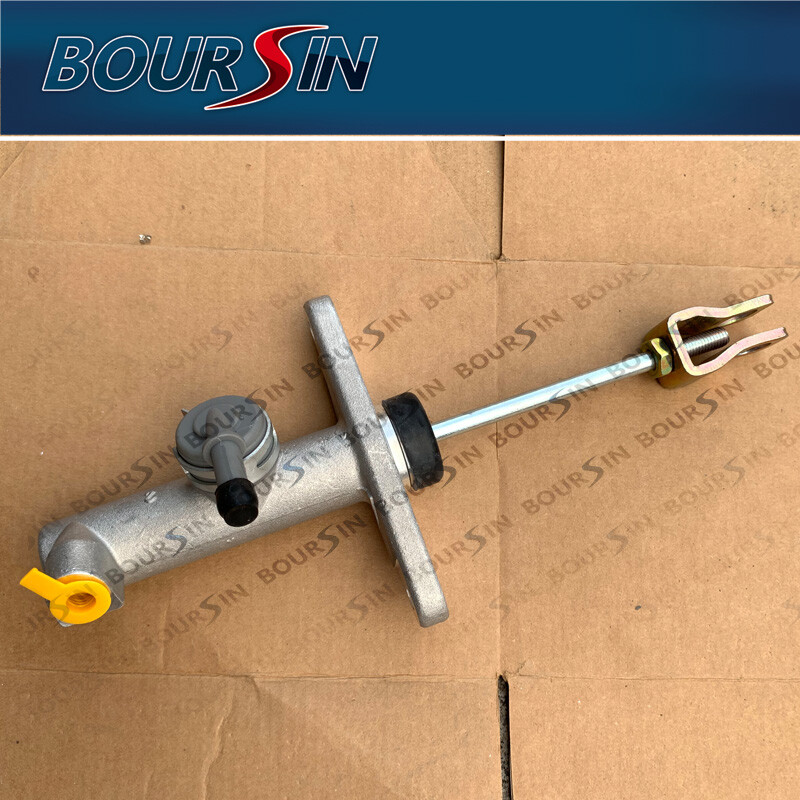 Clutch Master Cylinder For ISUZU NPR HD NQR NRR 1994-2007 3.9L 4.8L 5 ...