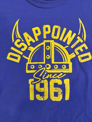 Minnesota Vikings Disappointed since 1961 Purple Men’s Large Vintage T ...