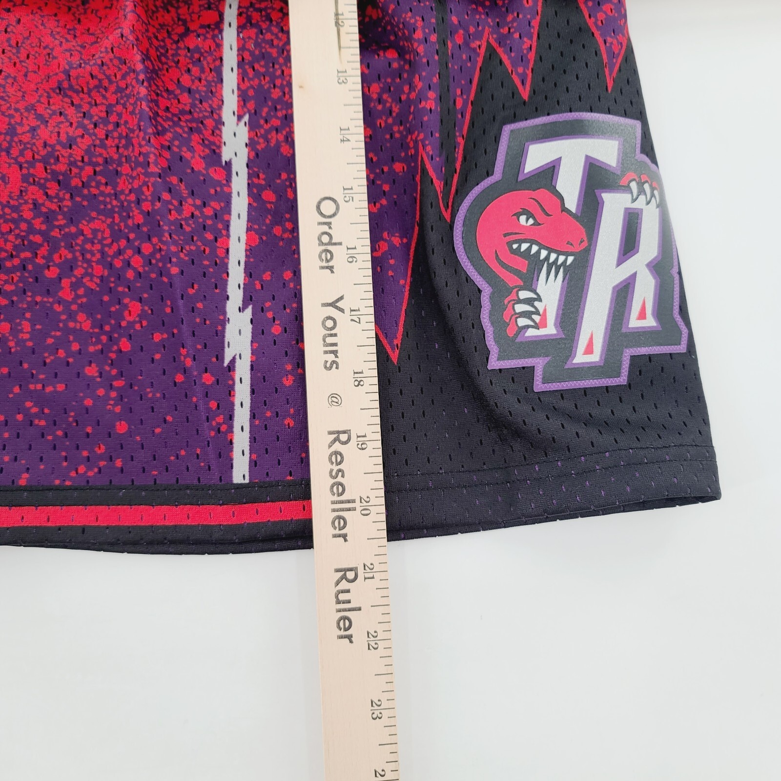 Mitchell & Ness NBA Re-Take Gradient Swingman Shorts Raptors Men's Size ...