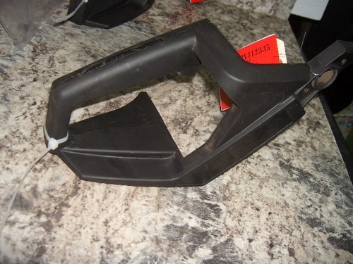 Jonsered 2040 throttle handle covers only NO BOLTS chainsaw part bin ...