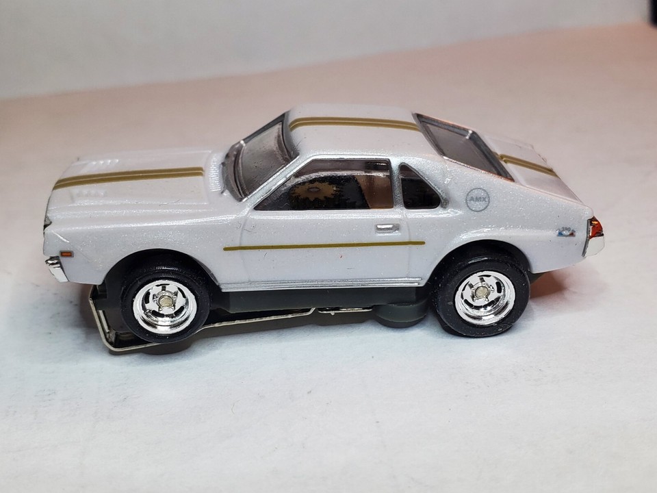 AMC AMX WHITE JET HO Slot,ULTRA G CHASSIS, CHROME RIMS NEW TIRES | eBay