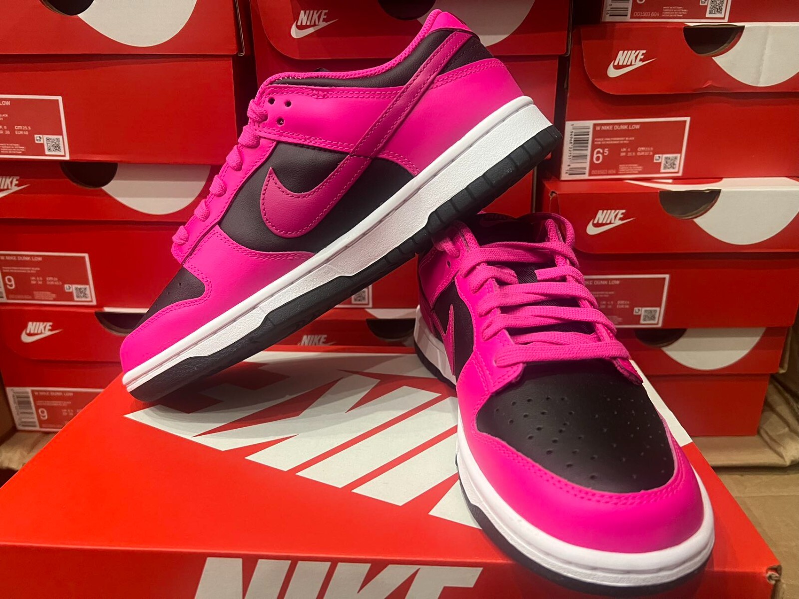 Nike Dunk Low Fierce Pink Fireberry Black WMNS Size 6W-10W DD1503-604 ...