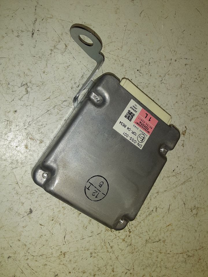 Chassis ECM Driver Assist Pre-crash System Fits 17-18 RAV4 304906 | eBay