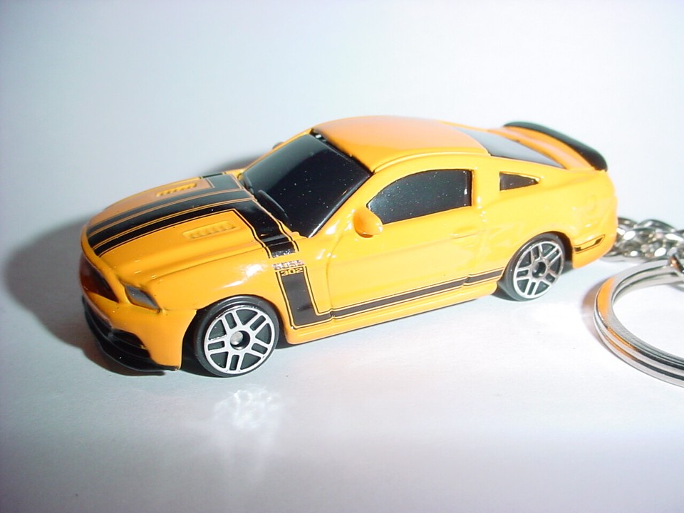 HOT 3D FORD MUSTANG BOSS 302 CUSTOM KEYCHAIN key ornament BLING 1/64 gt ...