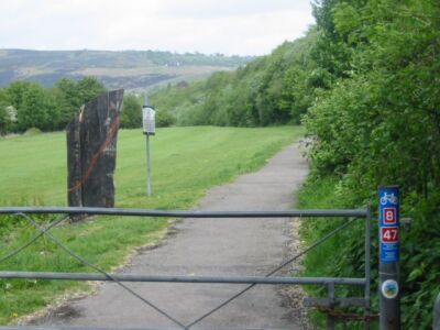 Photo 6x4 Taff Trail leaving Pontypridd northwards Pontypridd/ST0789 ...