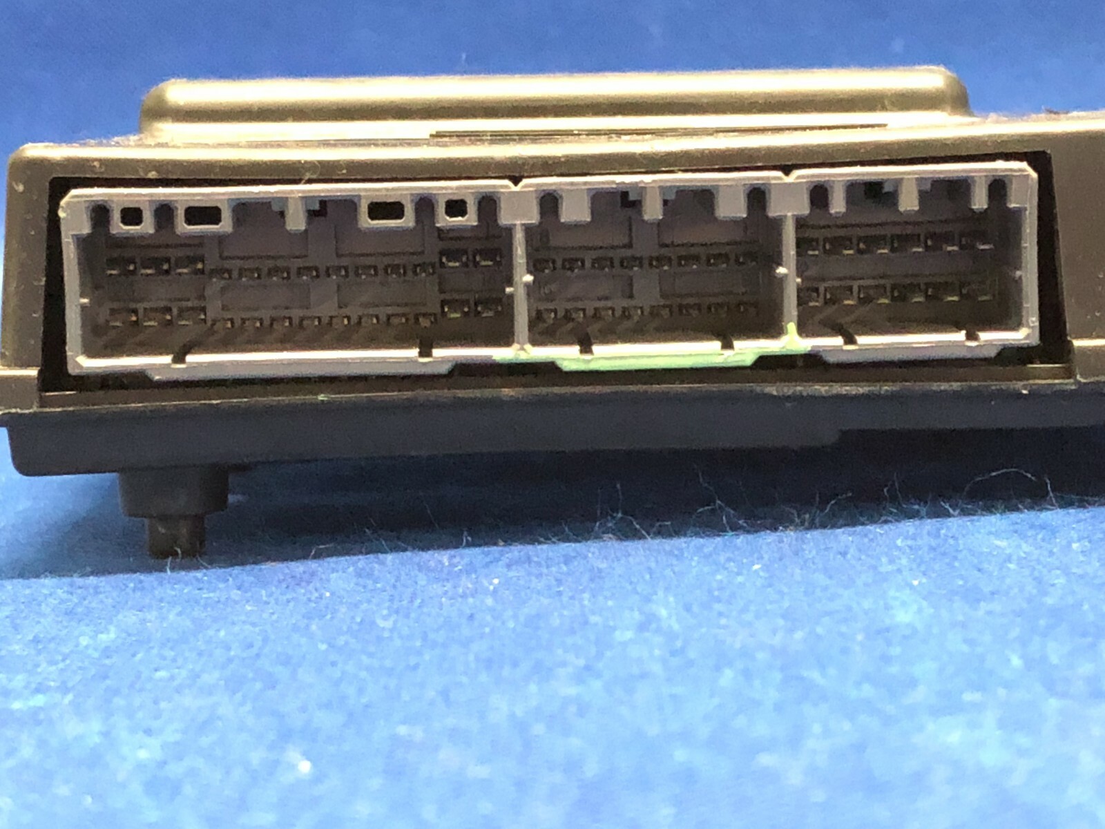 01 2001 DODGE DAKOTA CTM CENTRAL TIMING MODULE UNIT CTU OEM BCM ...