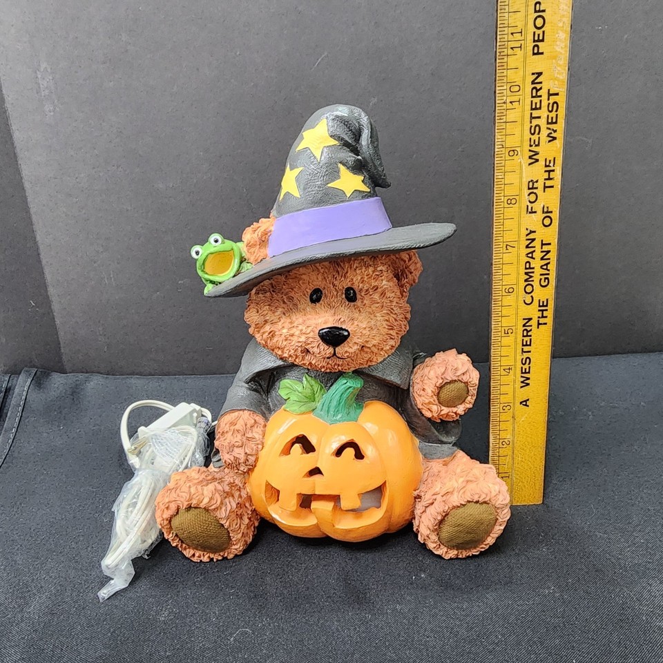 Halloween Lighted Resin Bear with Witch Hat/Jack-O-Lantern Vintage NEW ...