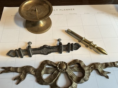 Drawer Pulls - Lamp Finial