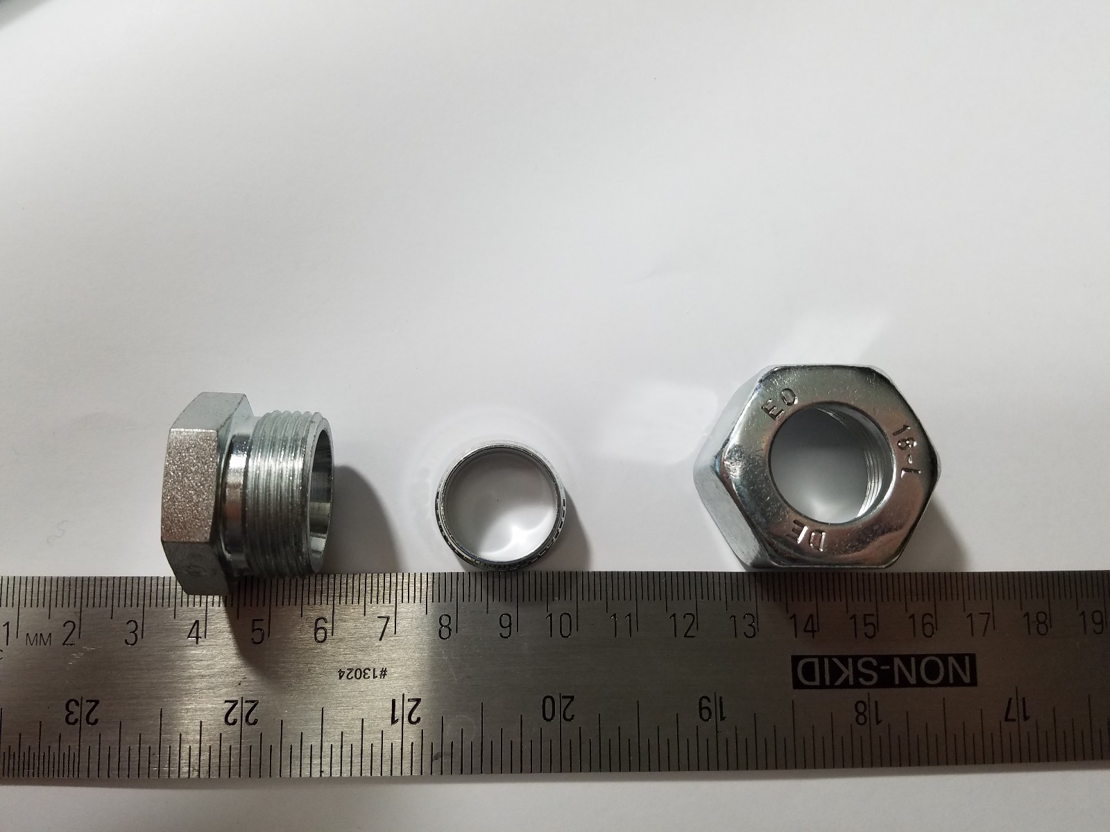 ROV18LCF Parker 24° Flareless Plug | eBay