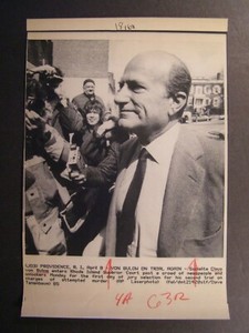 AP Wire Press Photo 1985 New Trial of Claus von Bulow 1st Day of Jury ...