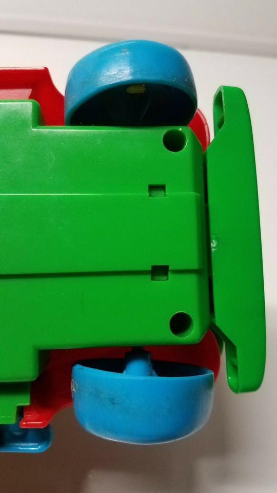 Illco 1988 Sesame Street Wobbly Jalopy Red Wind Up Car w/ Ernie Big ...