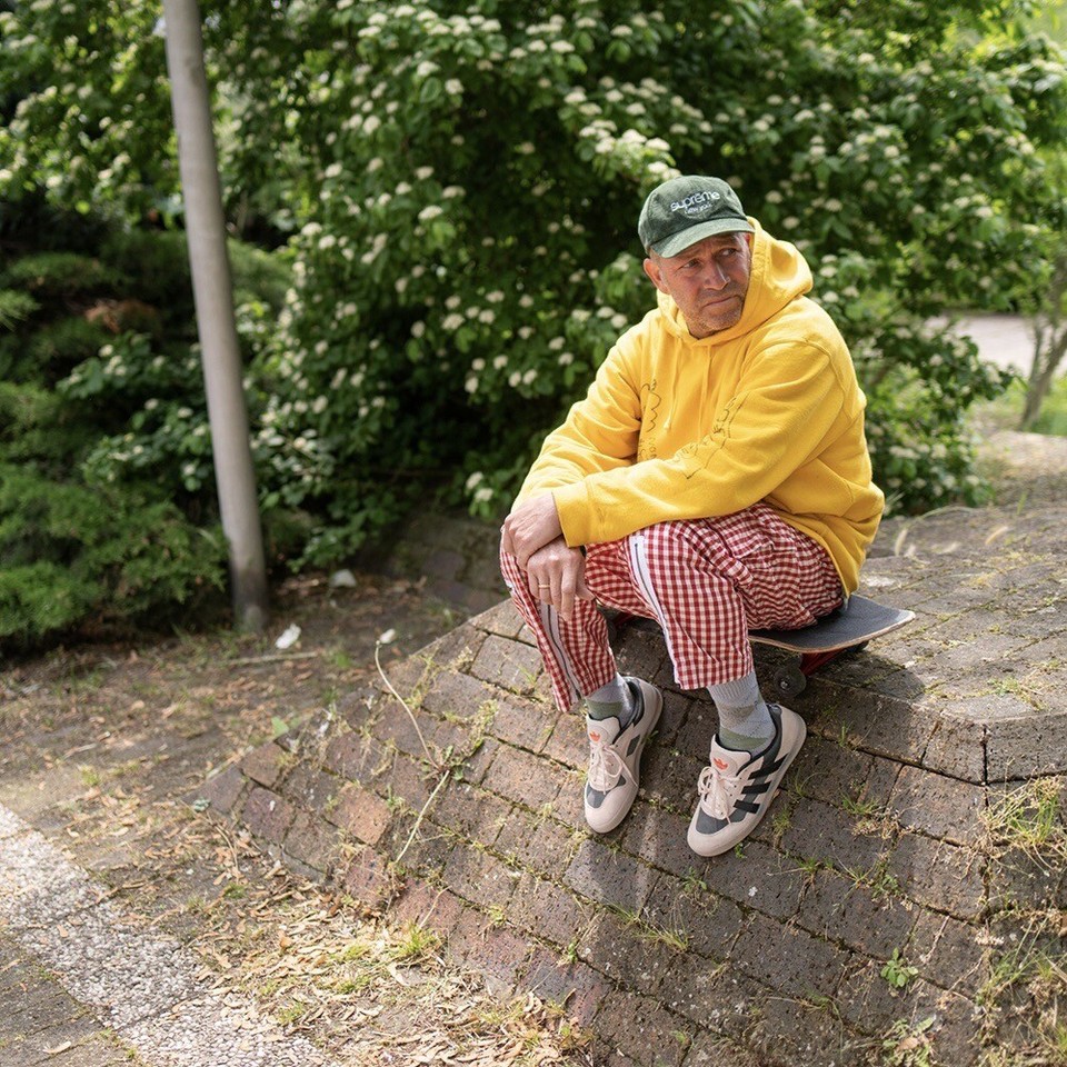 Adidas Aloha Super Mark Gonzales Men's Sneaker Skateboarding Shoe ...