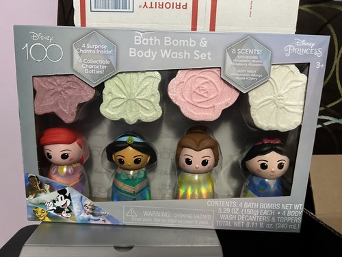 Bath Bomb & Body Wash Set Disney Princess 4 Surprise Charms Snow White ...