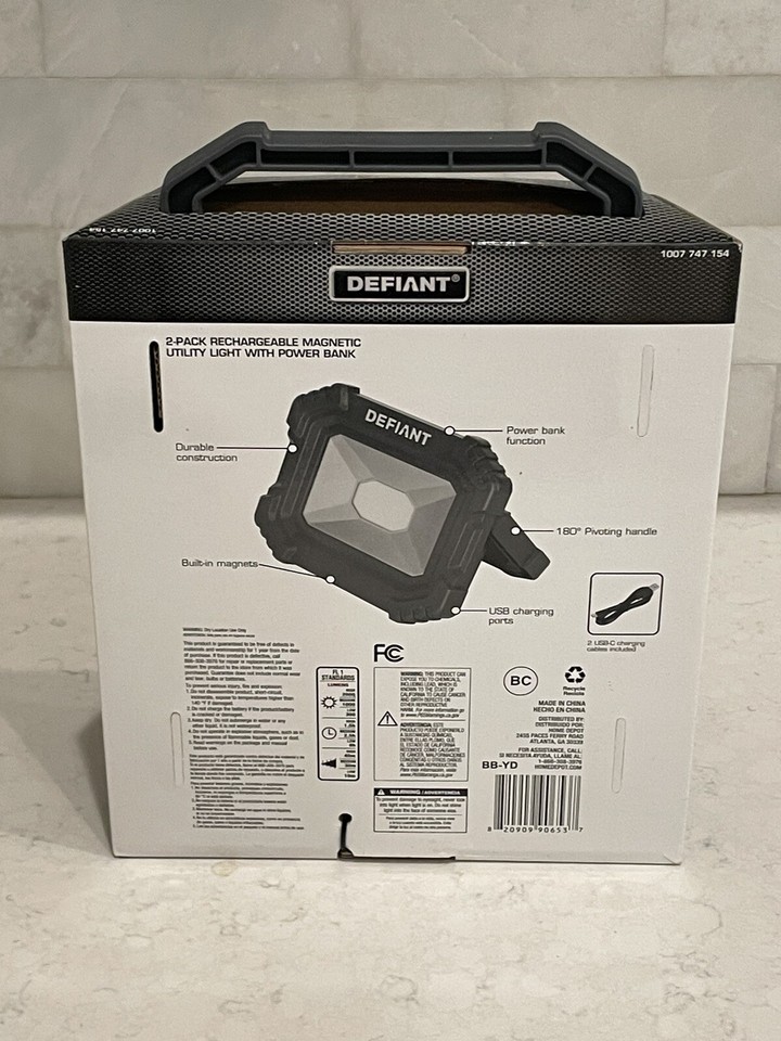 DEFIANT 2000 Lumen Rechargeable Magnetic Utility Light with Power Bank ...