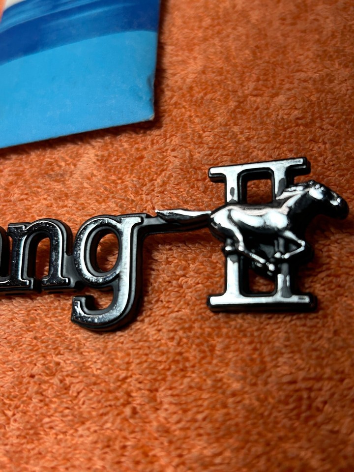 NOS 1974-78 Mustang II Emblem D4ZZ-6942528-A in Ford Box OEM w ...