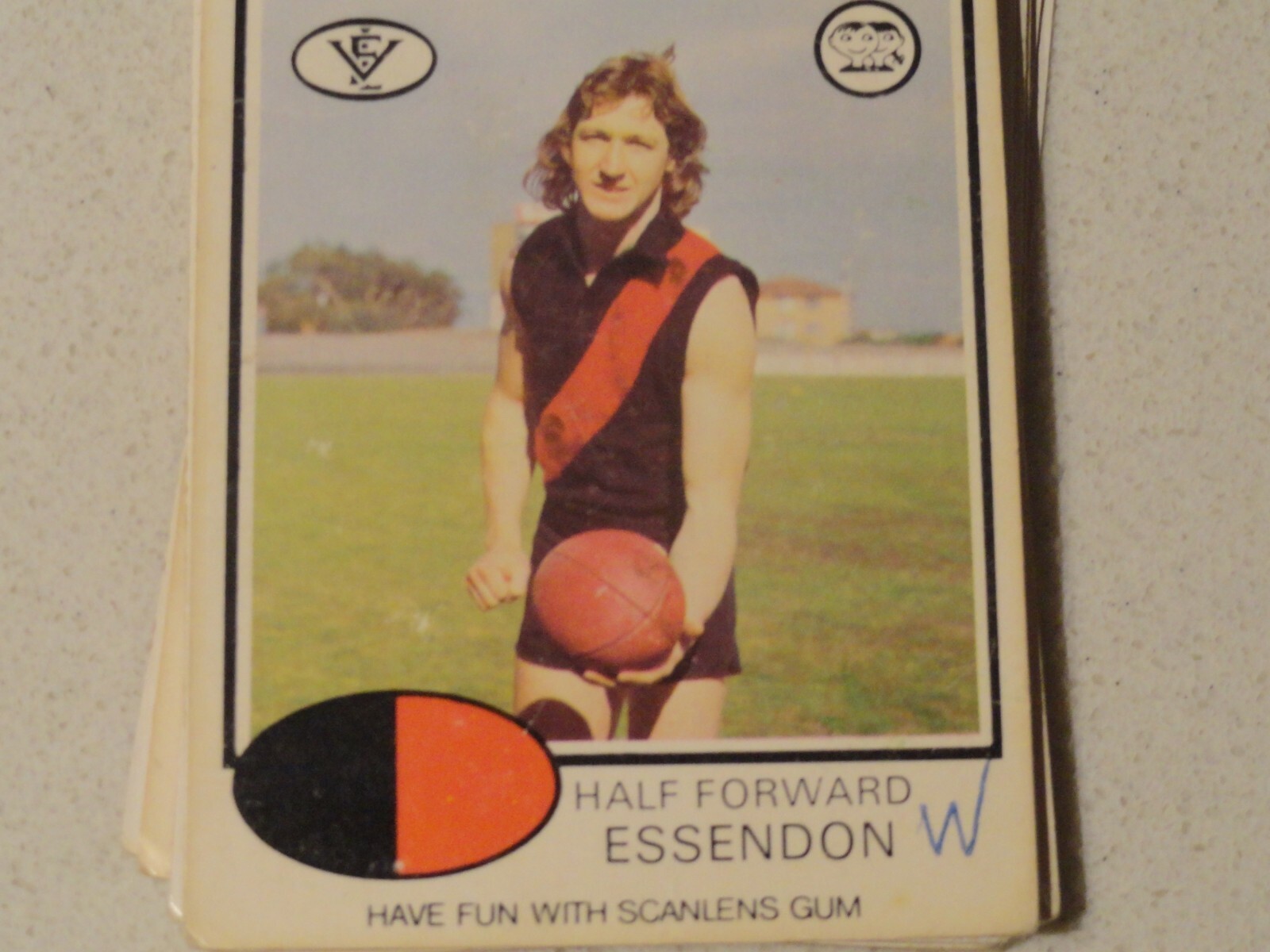 SCANLENS - 1975 VFL/AFL FOOTBALL CARDS - Select cards from the drop ...