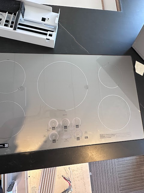 Monogram 36" 5 Burner Smart Induction Cooktop - ZHU36RSTSS | eBay