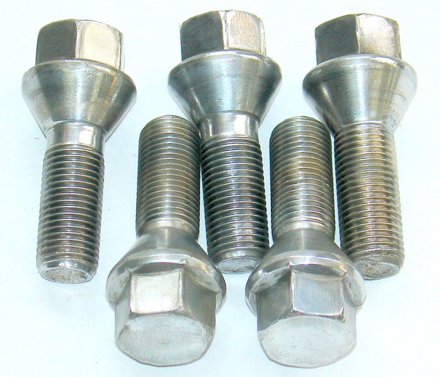 Set of 5 Volvo S60r V70r Chrome Lug Bolts Nuts Wheel OEM for sale ...