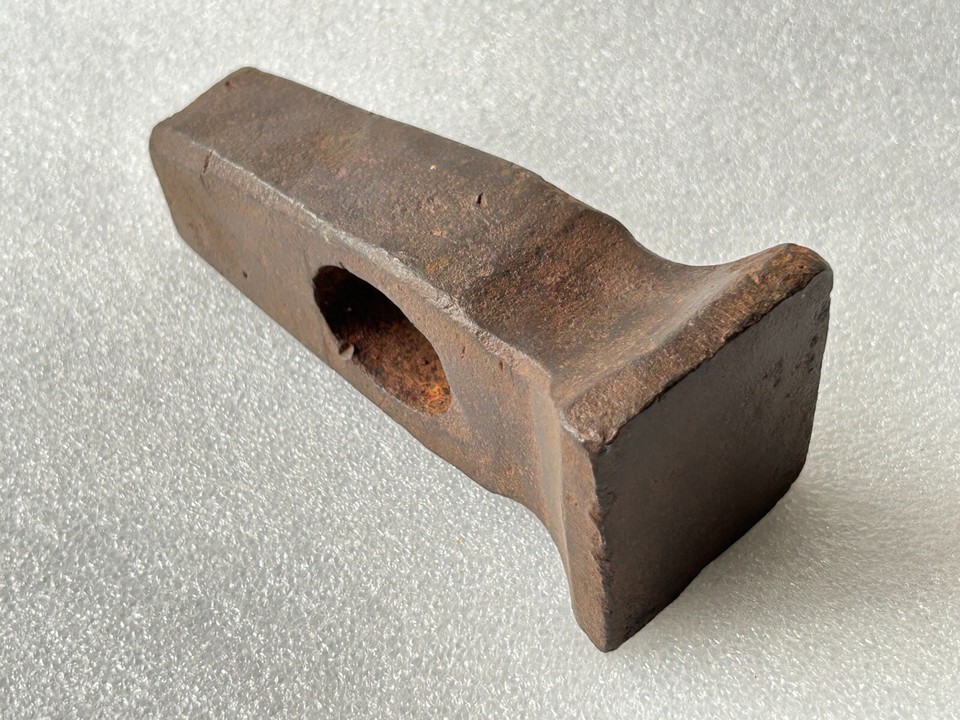 OLD VINTAGE IRON ANVIL HAND FORGED BLACKSMITH GUNSMITH TINSMITH HEAVY ...