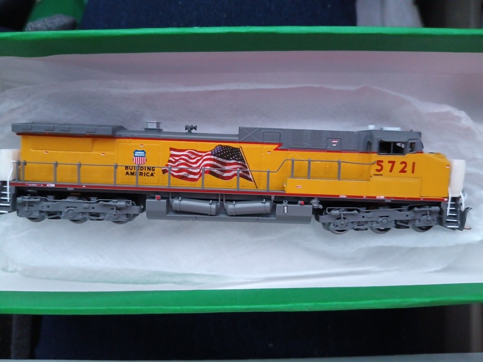 Overland Models UP AC44CTE | eBay