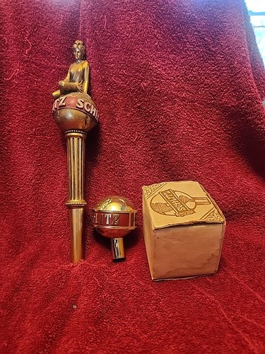 2 Vintage Schlitz Golden Girl & Globe Beer Tap Handles . | eBay
