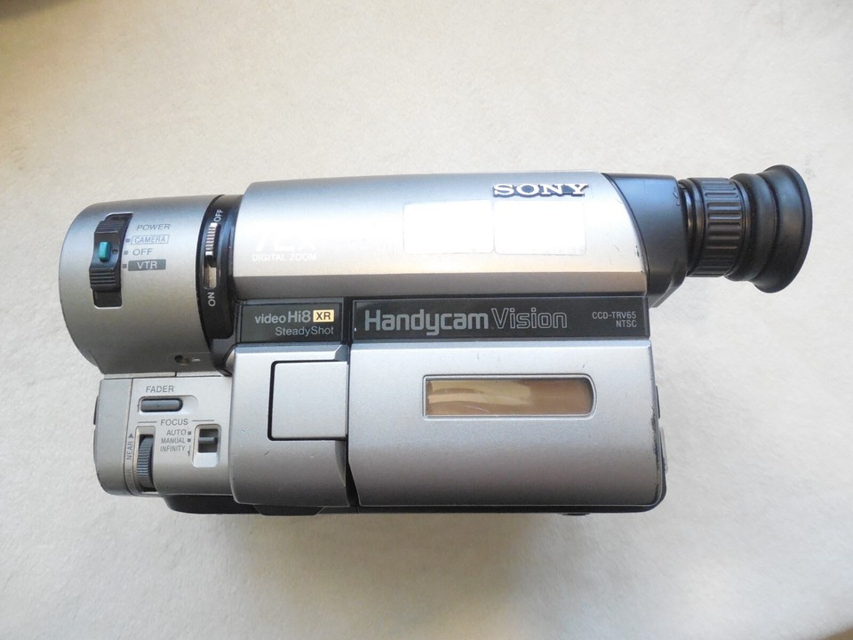 Sony Handycam CCD-TRV615 8mm Hi-8 Camcorder with Warranty - FOR ...