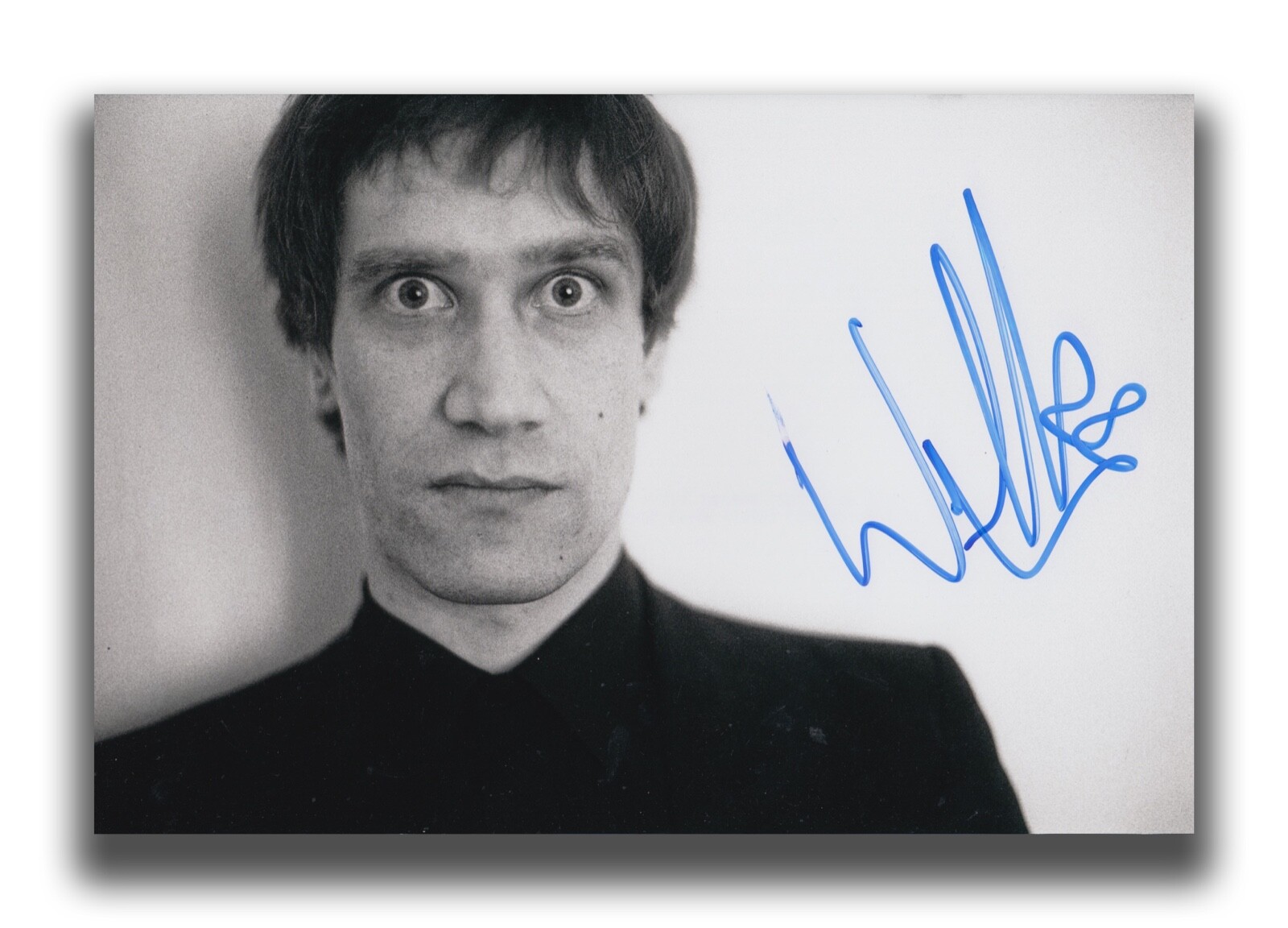 WILKO JOHNSON HAND SIGNED 12X8 PHOTO - MUSIC AUTOGRAPH - DR FEELGOOD 2 ...