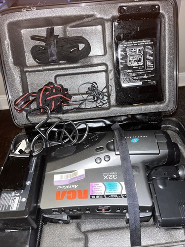 RCA AutoShot 32X Digital Zoom Handheld Camera with Hard Case 1980s ...