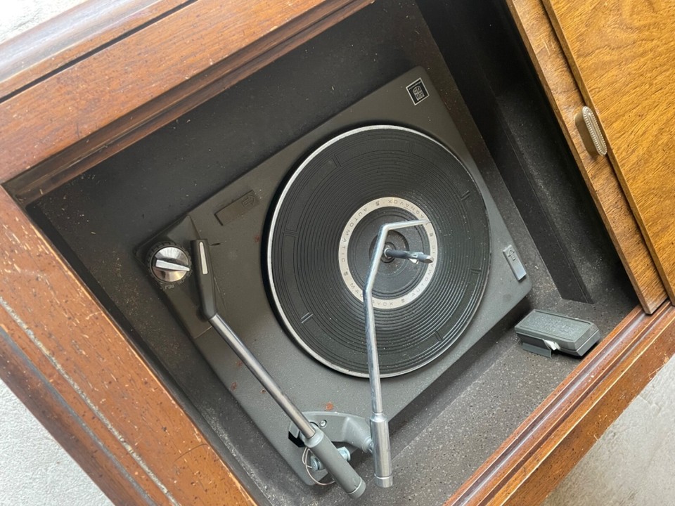 Vintage Magnavox Solid State Console | eBay