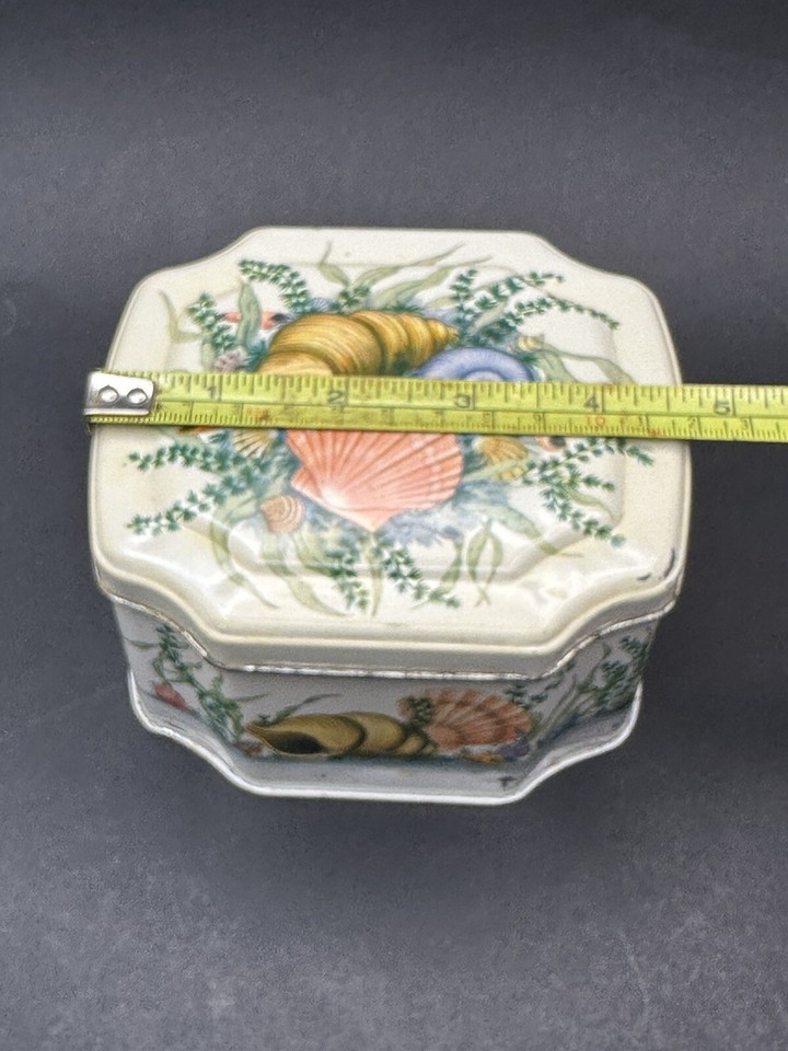 Vintage Seashell Beach Metal Container Made In England Tin Hinged Box ...