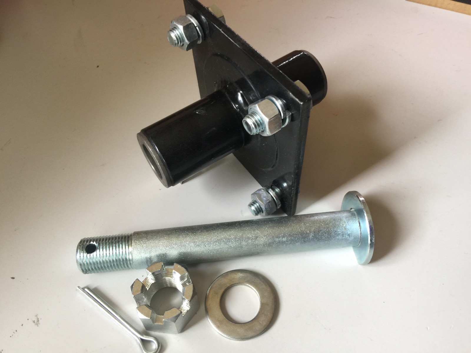 Bush Hog Laminated Tailwheel wheel Hub with 1" Bushings & 1" axle bolt ...