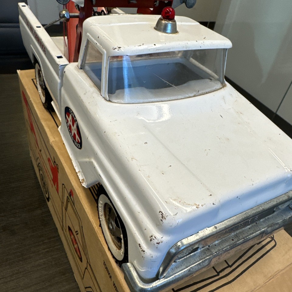 Tonka #2518 AA 24 Hour Service Wrecker Tow Truck Box & Truck Might Not ...