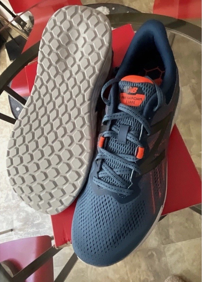 New Balance Men's Fresh Foam Evare V1 Running Shoe US Size 11 NWB | eBay