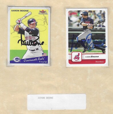 aaron boone New York Yankees Manager pair of signed autographed trading ...