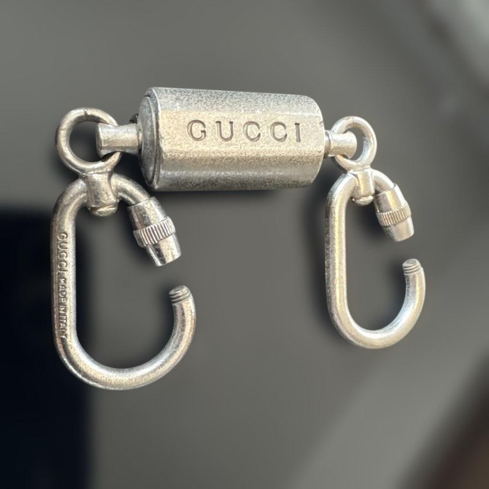 GUCCI Keyring Keychain Bag Charm Silver Carabiner Double Key Ring Logo ...