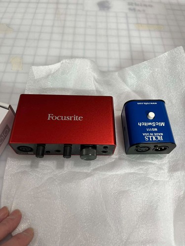 Focusrite Scarlett Solo 3rd Gen 2 Channel USB Audio Interface + Rolls ...